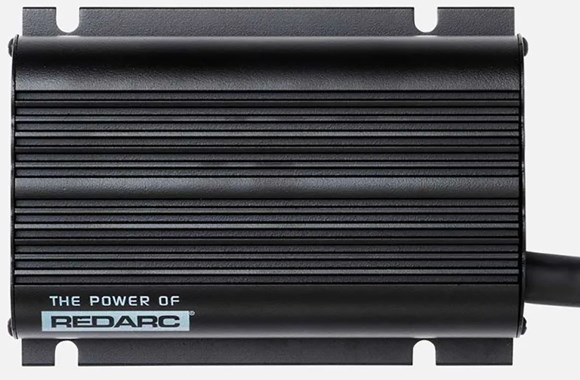 REDARC BCDC1225D Dual Input 25A In-Vehicle DC-to-DC Battery Charger ...